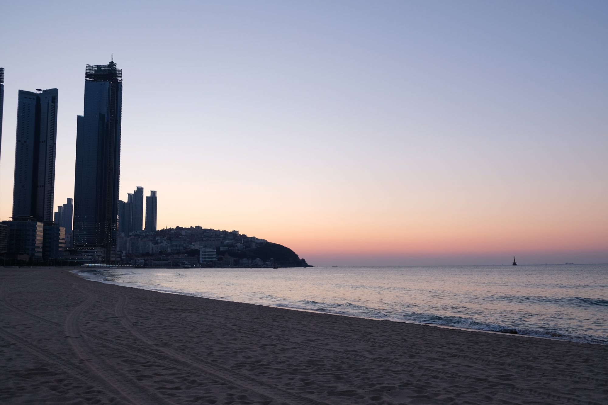 Haeundae Beach Photo Blog: Best place to see the sunrise (5 min walk ...