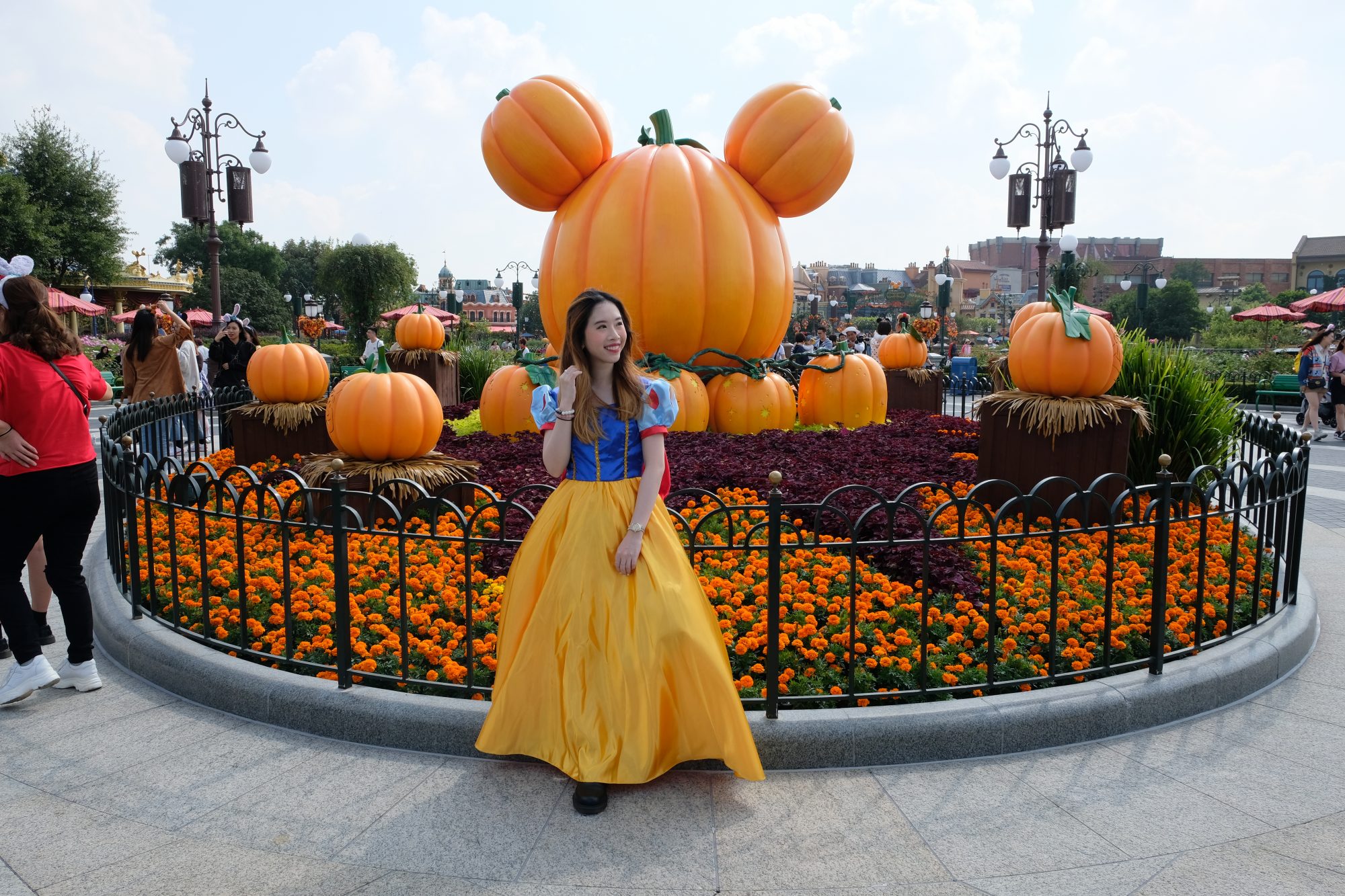 Second time spending halloween in Shanghai Disneyland (Photoblog and ...