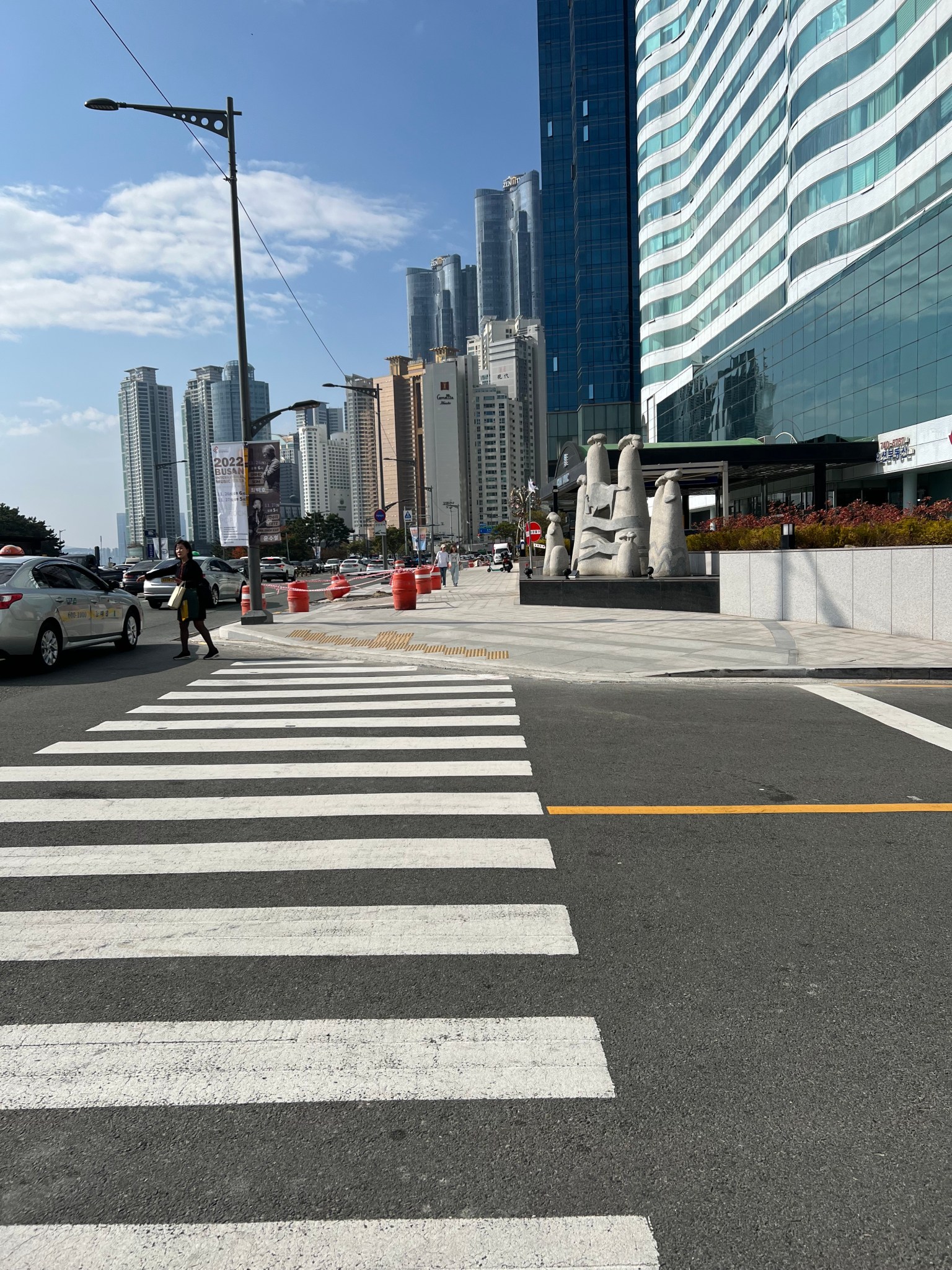 Snoopy Place Cafe (How to go, what to expect) - The Traveling Star