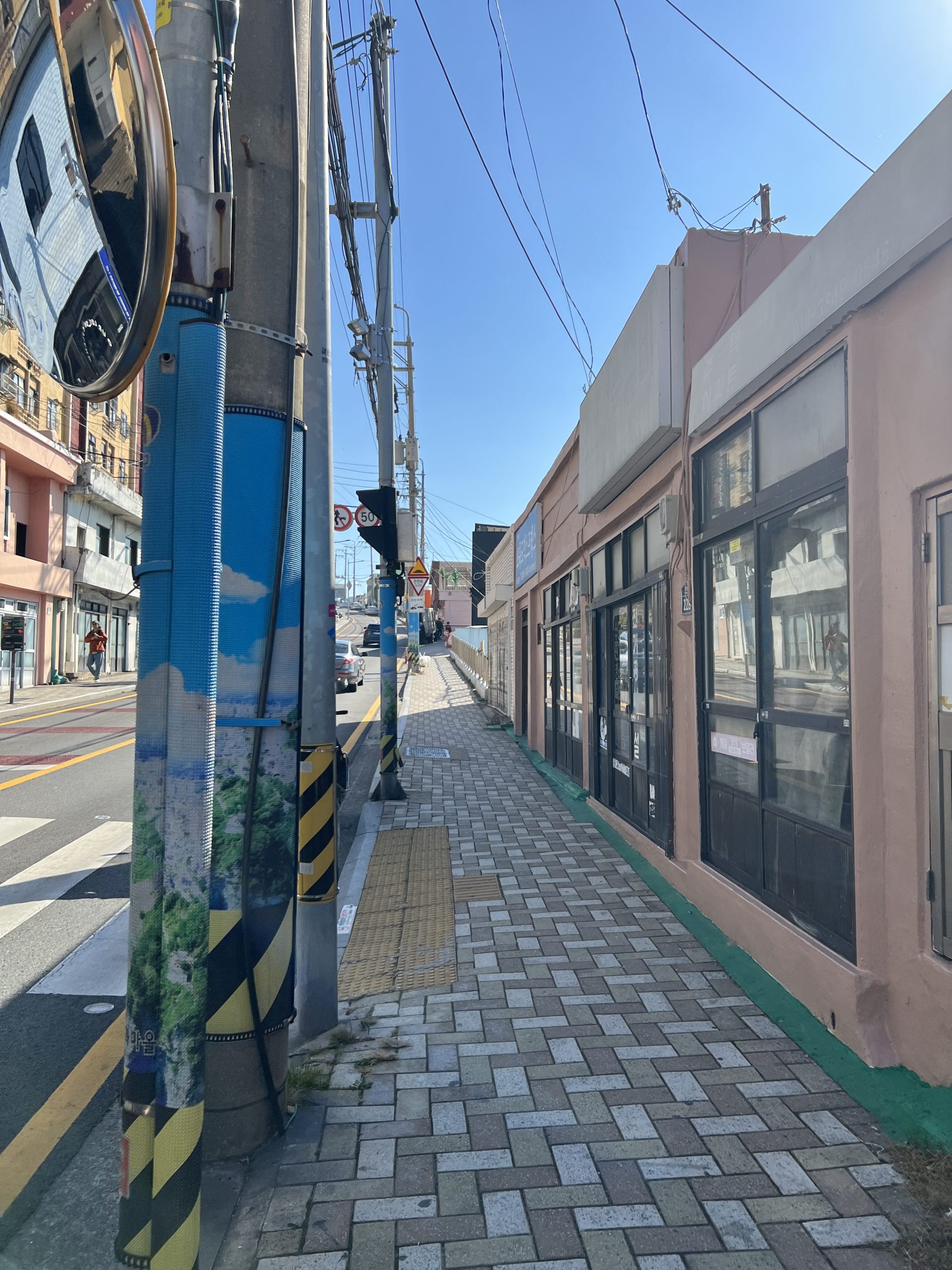 Aether Cafe (카페 에테르) located at Huinnyeoul Culture Village (How to go ...